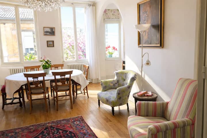 Appartement De Caractère Au Cœur De Poitiers - ibis budget Gare de Poitiers