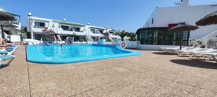 Beach And Pool For 4 In Puerto Del Carmen - Lanzarote