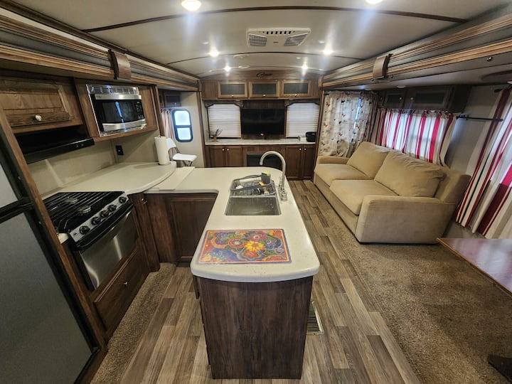 Spacious Camper 2019 33ft - Miramar, FL