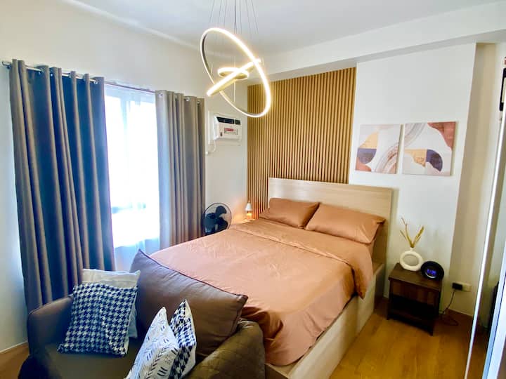 Mesatierra Condo Staycation W/ Fast Wi-fi - Davao City