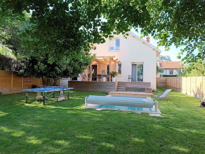 Maison Avec Piscine Et Jardin, 5mn De Lyon - Saint-Priest