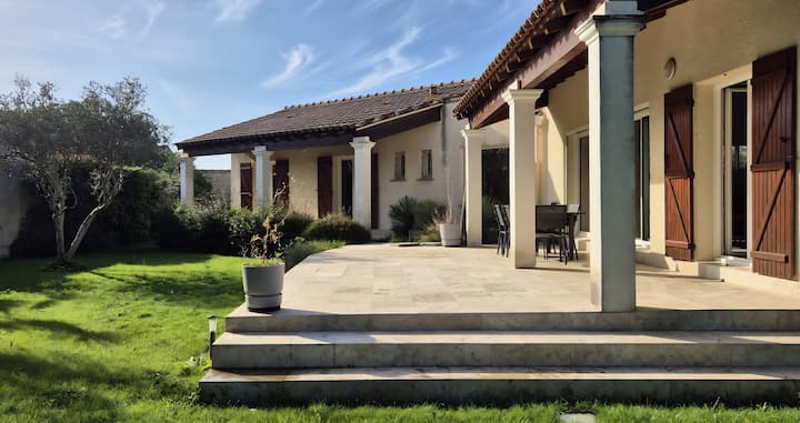 Villa Avec Piscine Et Suite Parental - Lunel