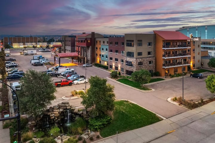 Deluxe King, Stoney Creek Sioux, Free Parking - Sioux City, IA