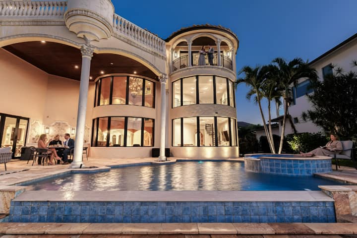 Lvs Villa Rhodes: Palatial Waterfront Beach Estate - Delray Beach, FL