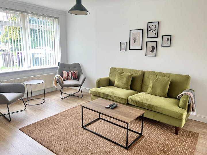 Ideal 3 Bedroom Home In Glasgow With Free Parking - Glasgow