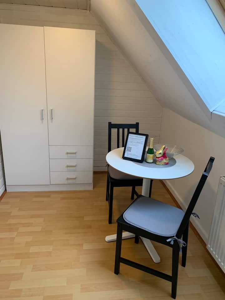 Cozy Attic Apartment - Hamburgo