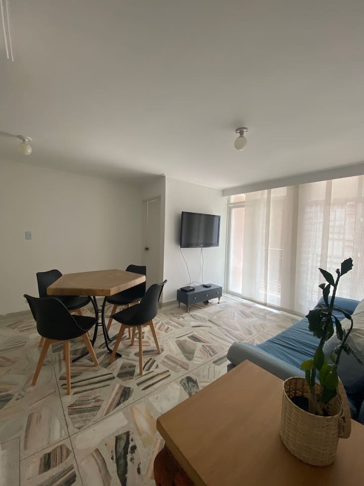 Laureles Excellent Location - Medellín