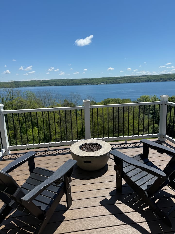 Modern Canandaigua Lake House With Hot Tub/sauna - Canandaigua, NY