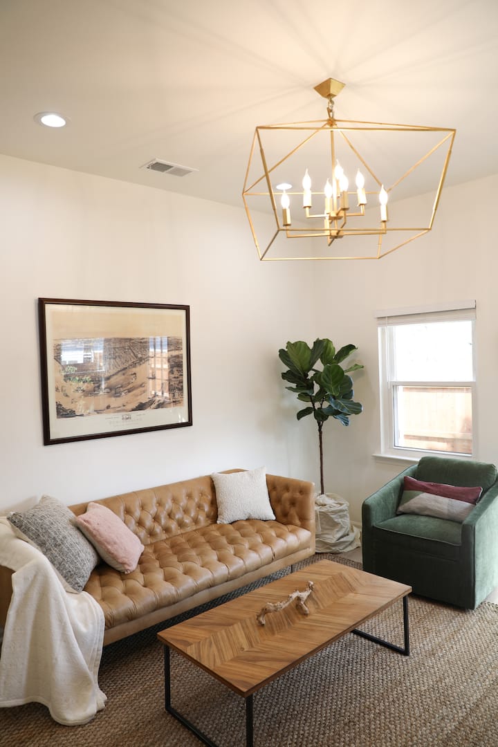 The Crepe Myrtle Casita - Kenner, LA