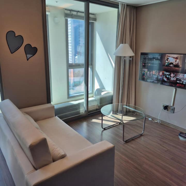 •New테라스&소파베드 •구남로메인거리•최고의위치•포근한침구류•하프오션뷰#리뷰이벤트 - Busan