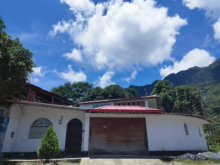 Casa De Campo - Villa Elena - Tingo María