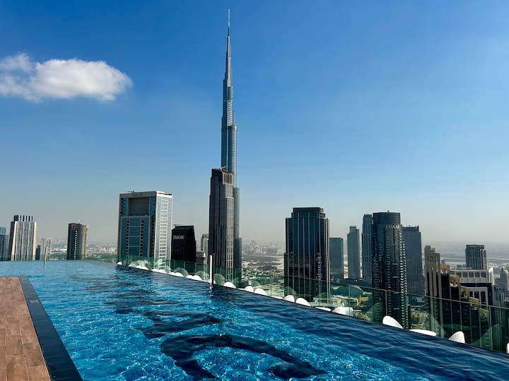 High Floor Burj Khalifa & Sea View | Infinity Pool - 
