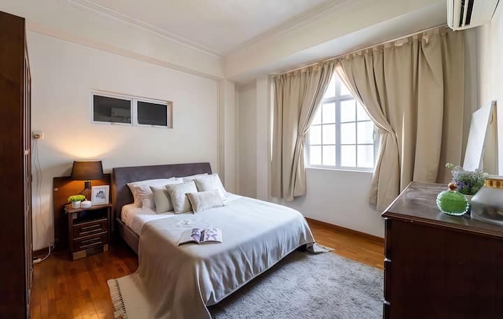 Spacious Master Bdrm Near City - Singapore