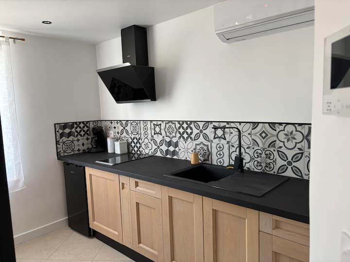 T2 Indépendant En Duplex - La Seyne-sur-Mer