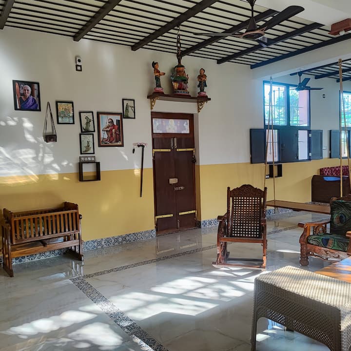 Maha Periyava Kuteeram Family Room - Kumbakonam