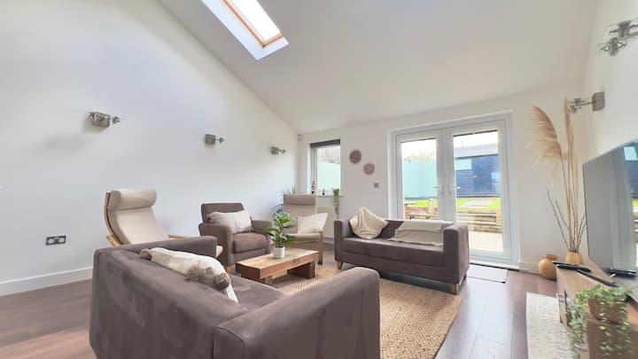 Beautiful, Airy Newquay Property - Newquay