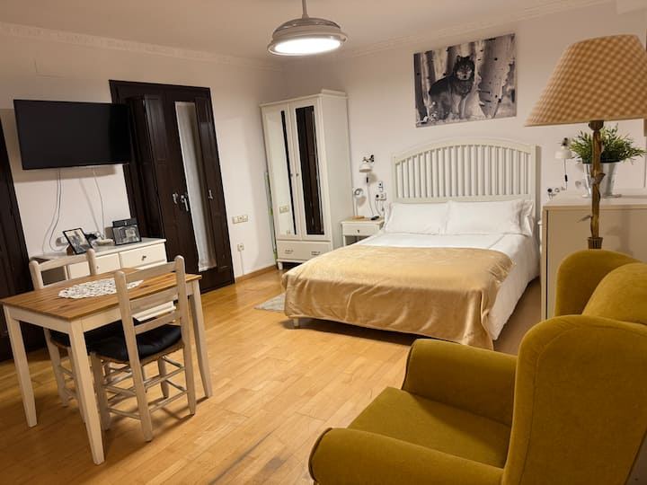 Romántico Estudio En Barri Vell - Sant Julià de Ramis