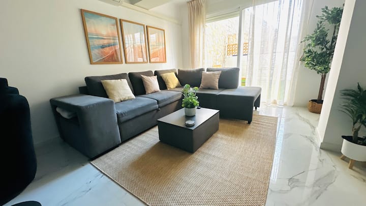 Frente A La Playa · Terraza · Reformado Y A/a - El Campello