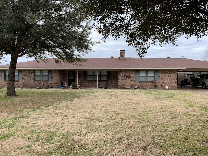 Close To Yesterland & Great Shopping! - Canton, TX