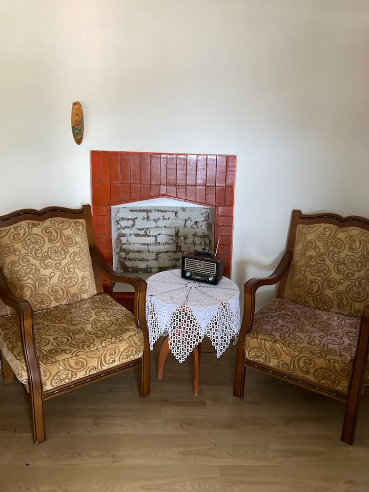 Doğa Içinde Müstakil Bahçeli Taş Ev - Burhaniye