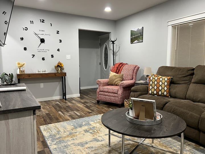 Marisol's Cozy House - West Des Moines, IA