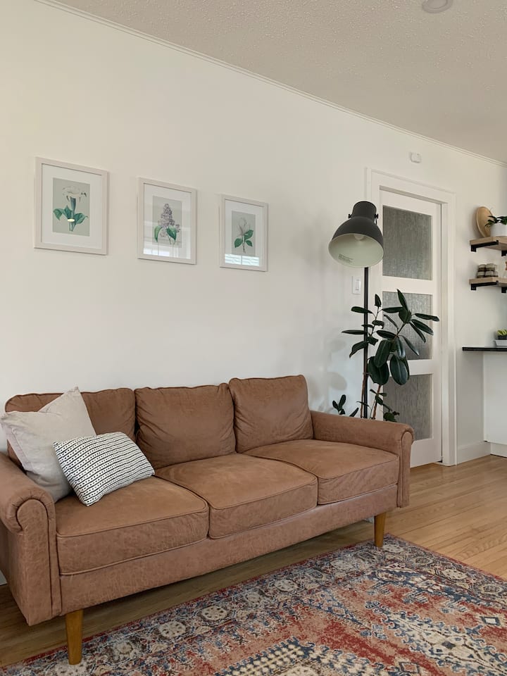 Cozy Family Home In Cathedral - Regina