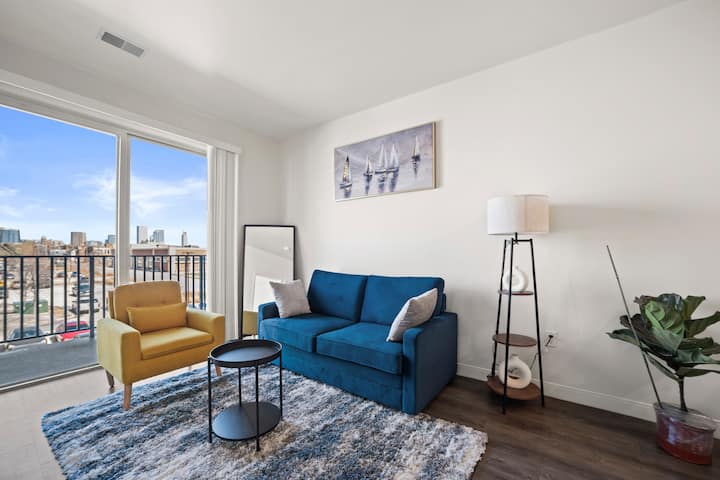 Urban Luxury | Downtown+lake Michigan+free Parking - Milwaukee