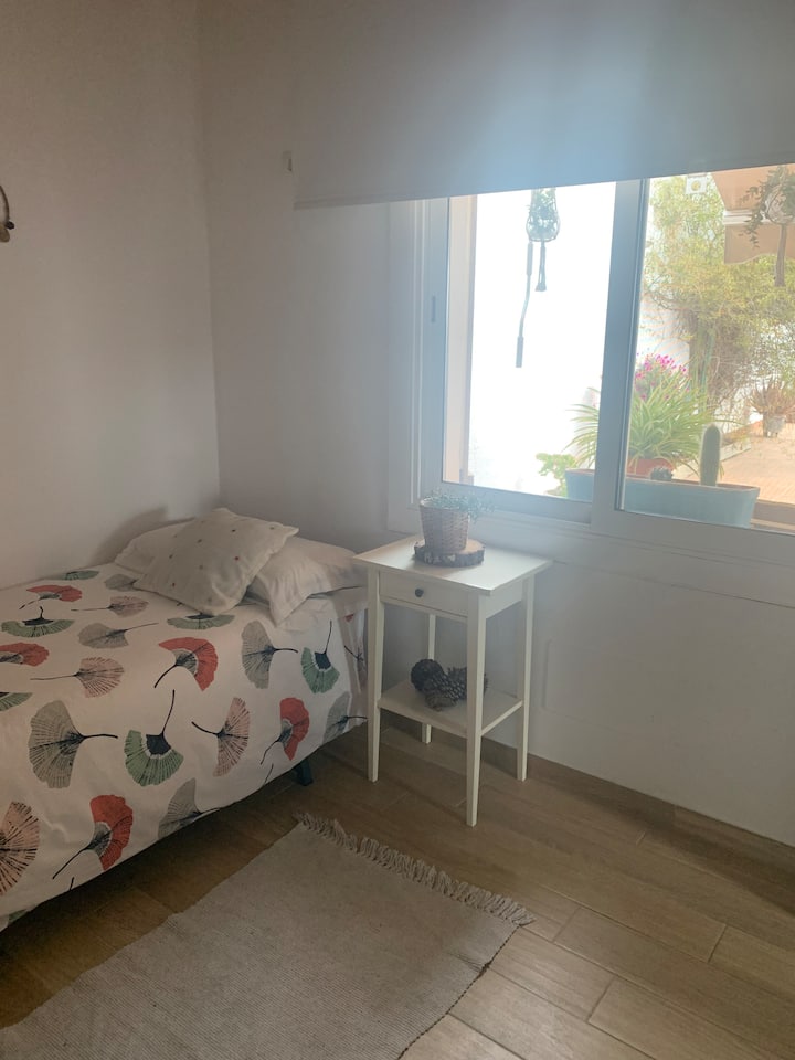 Habitación Luminosa - Sant Cugat del Vallès