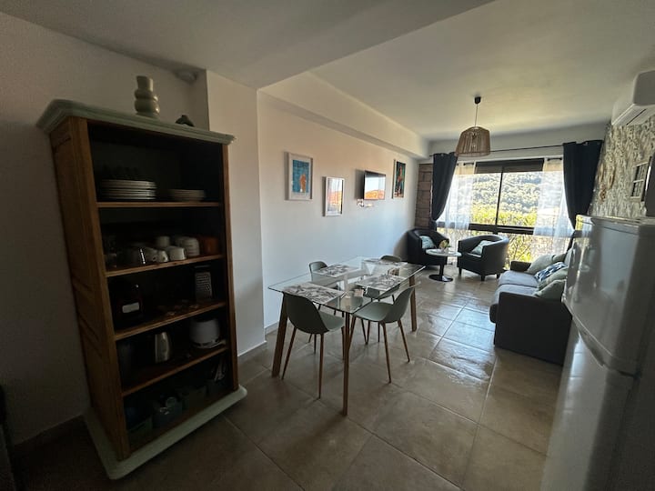 Entre Montagne Et Mer - Piana