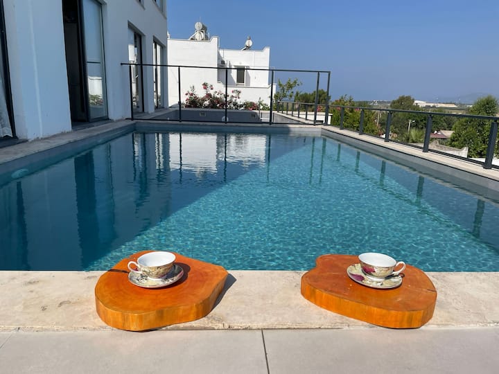 Müstakil Havuzlu Lüks Villa - Dalaman