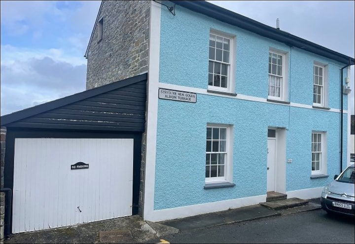 Flat In New Quay - New Quay