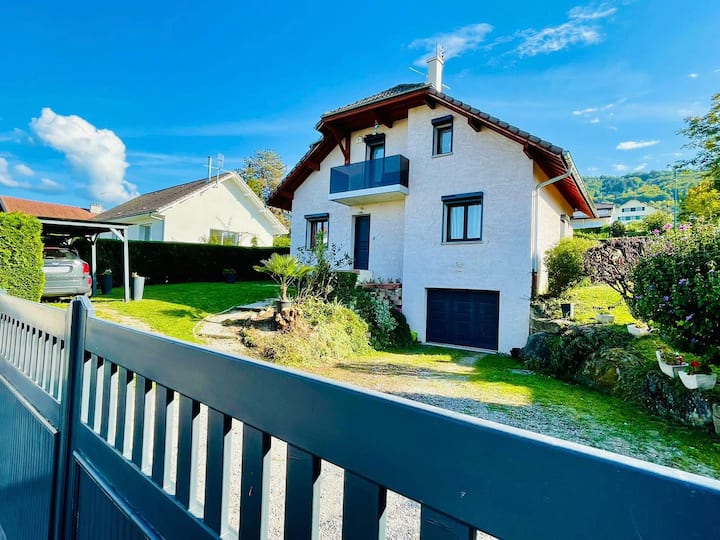 Villa. Evian Les Bains Entre Lac Et Montagne - Évian-les-Bains