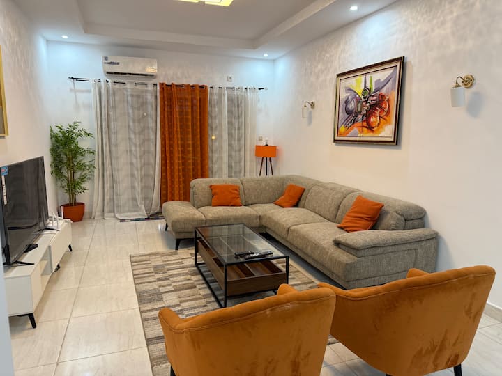 Bel Apparemment F4 Au 2 Plateaux - Abidjan