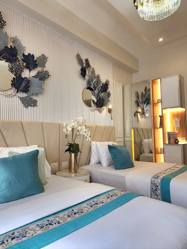 Carra Suite @ Shore 1 (Direct Pool Access) - Pasay