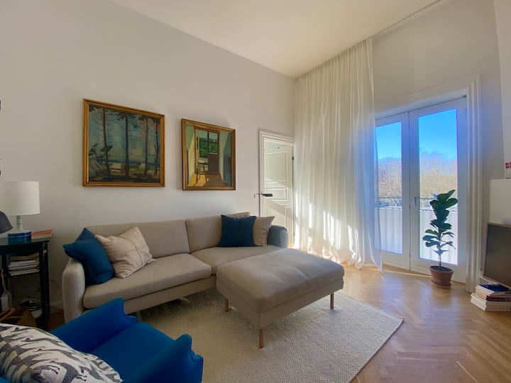 Charming Flat W. Garden In Central  Frederiksberg - Copenaghen