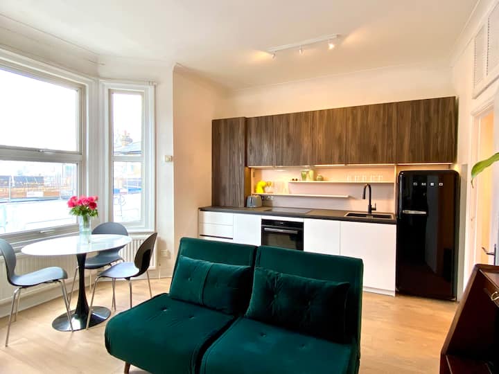 Stylish 1 Bed Flat 2 Min From Brockley Station - London Bridge Station