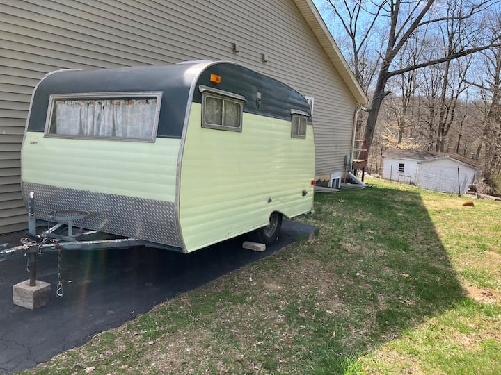 Retro Camper With Amenities - Bloomington, IN