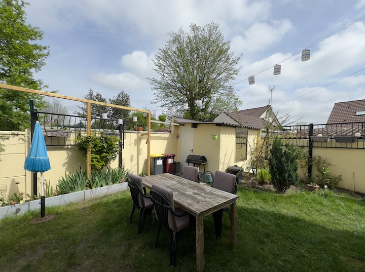 Bas De Villa Avec Jardin Et Parking Privé - Marne-la-Vallée