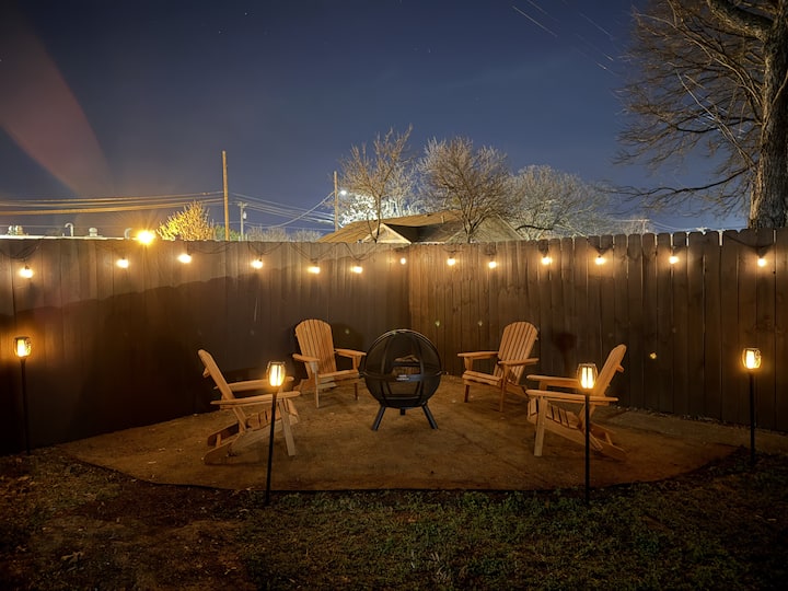 Knox House - Ennis, TX