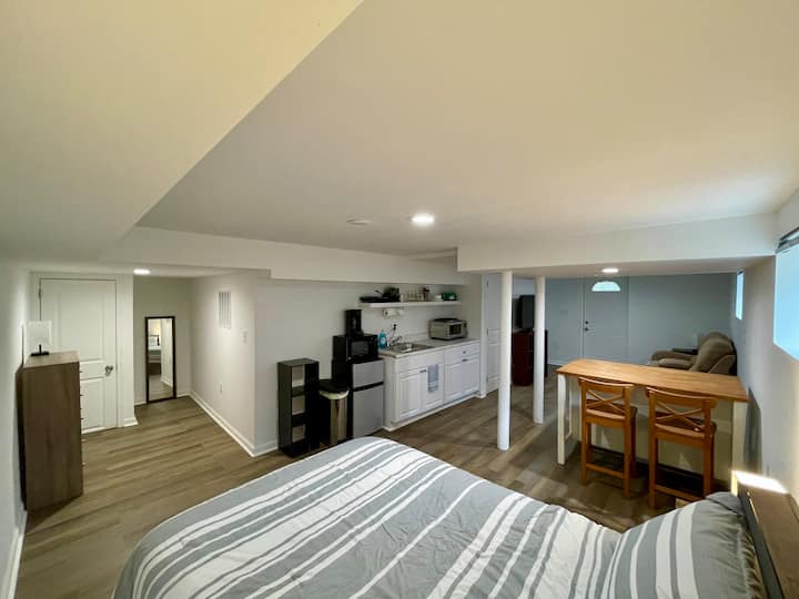 Cute Studio Apartment! Perfect For Students. - Atlanta, GA