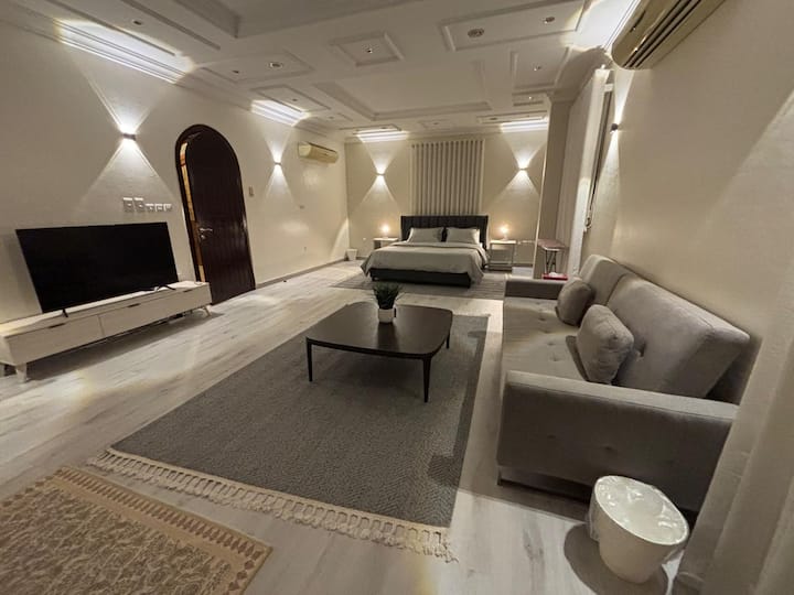 A3 Ayah Studio. Makkah - Mecca