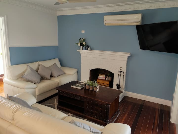 Beautiful Country Home - Charleville