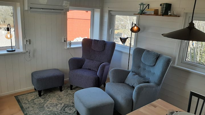 Modern Cozy Tiny Home Close To Nature - Anderstorp