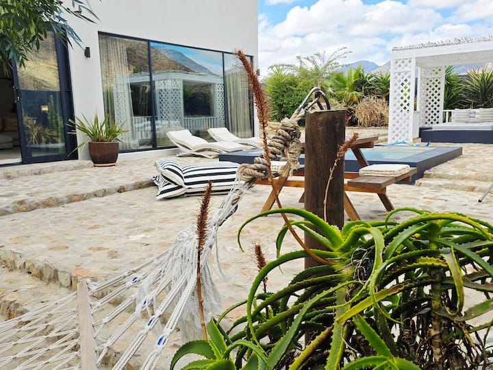 De Luxe Room - Montagu