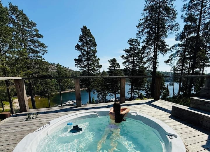 Cozy Log Cabin With Heated Spa, Sauna & Magic View - Sweden