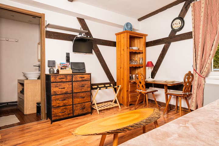 Avalon I; Top Studio, Centre Historique - Bergheim, France