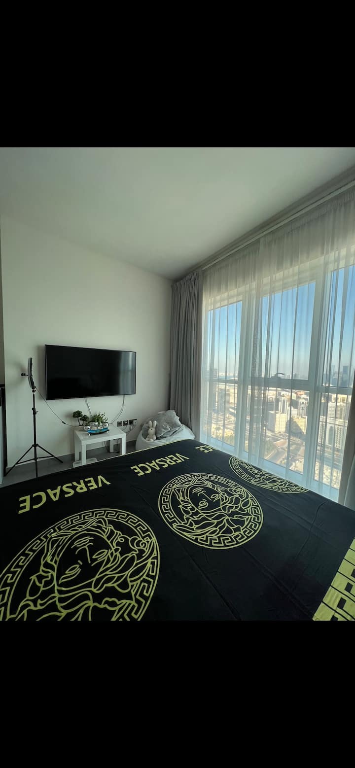 Amazing Girls Room On The Beach - Abu Dhabi