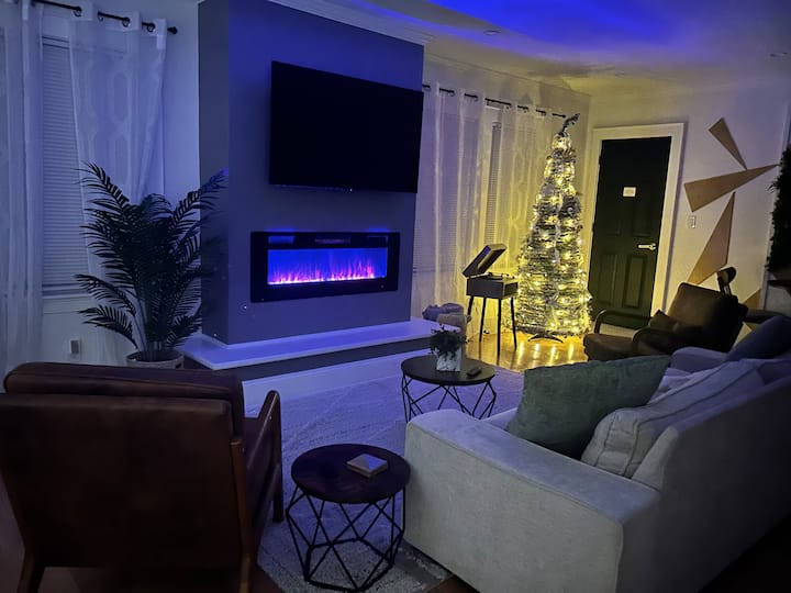 Home Away From Home In Lowell - Lowell, MA