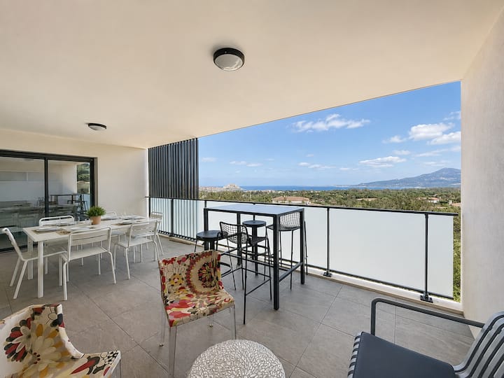 Grand Appartement Avec Vue Mer Panoramique - Calvi