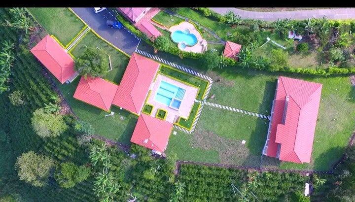 Finca Hotel Amanecer - Montenegro, Colombia